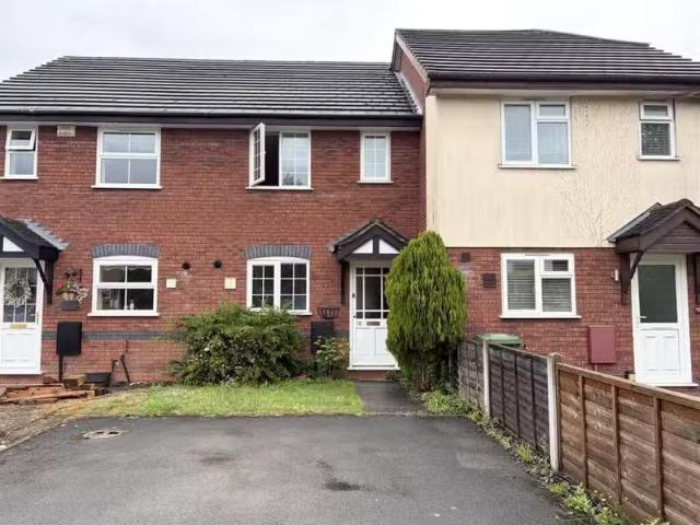 Rental! 1 BA 2 bedroom house for rent in Norcombe Grove, Shirl.