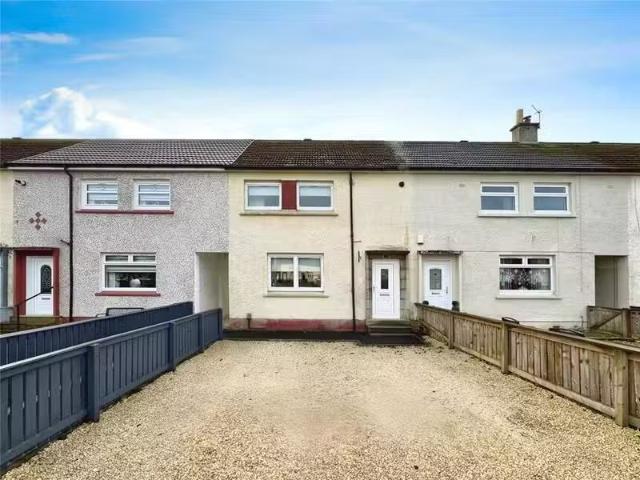 Deal! 1 BA 2 bedroom Mid Terrace House to rent, Struther Stree.