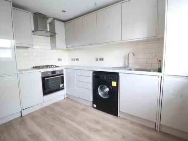For Rent! 1 BA 2 bedroom semi detached house for rent in Beula.