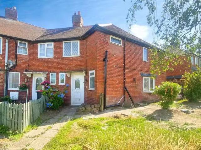 Nice 1 BA 3 bedroom End Terrace House to rent, George Street.