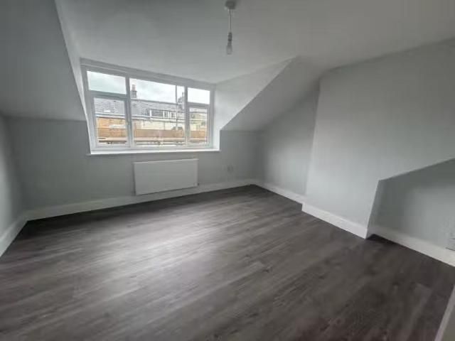 Cozy 1 BA 3 bedroom flat for rent in Clarendon Road, Morecambe.