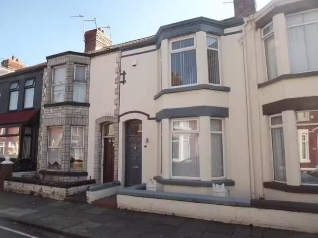 Just in! 1 BA 3 bedroom house for rent in Cedardale Road, L9 2.
