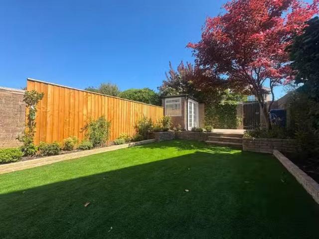 Cozy 1 BA 3 bedroom house for rent in Wedgwood Drive, Whitecli.