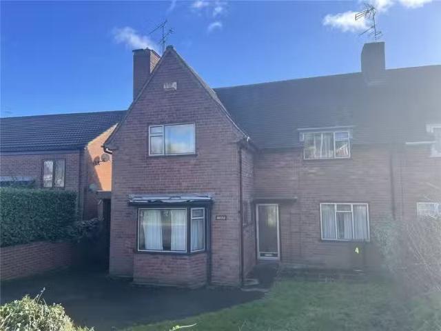 Just in! 1 BA 3 bedroom Semi Detached House to rent, Aldersley.