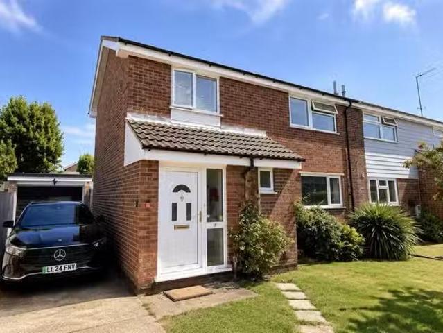 Cozy 1 BA 3 bedroom semi detached house for rent in Ennerdale.