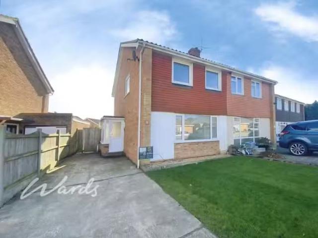 New 1 BA 3 bedroom semi detached house for rent in Meadow Road.