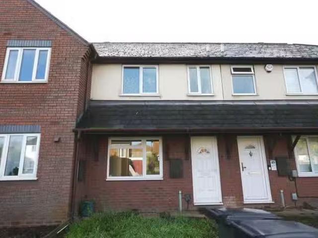 Just in! 1 BA 3 bedroom terraced house for rent in Ground Lane.