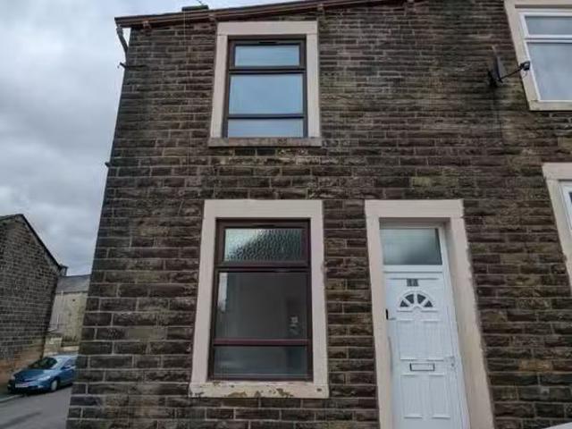 Unique 1 BA 3 bedroom terraced house for rent in Every Street.