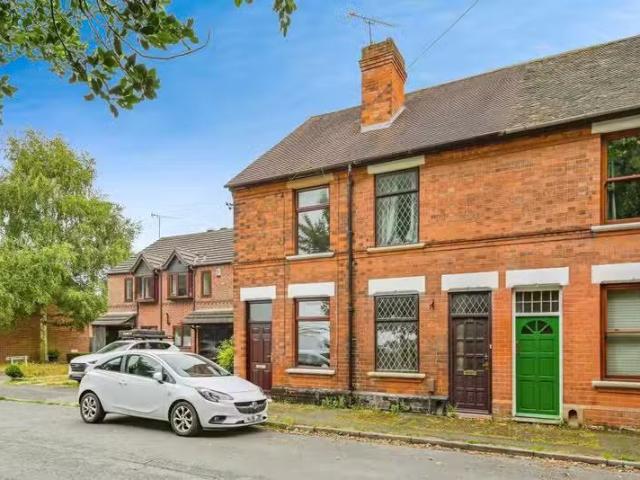 Rental! 1 BA 3 bedroom terraced house for rent in Old Chester.