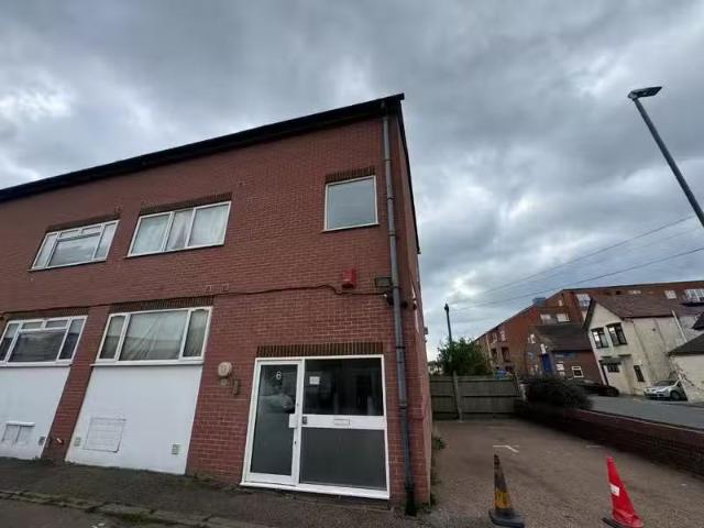 Rental! 1 BA Studio flat for rent in East Side Place, Newhaven.