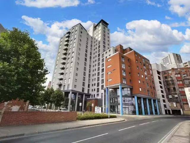 Cheap 1 BA Studio flat for rent in Key Street, Ipswich, Suffol.