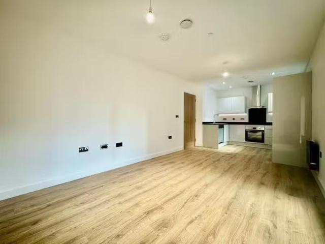 Cheap 1 bedroom apartment for rent in Camden Drive, Birmingham.