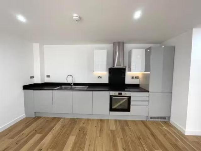 Rental! 1 bedroom apartment for rent in Camden Street, Birming.