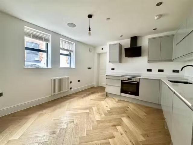 Nice 1 bedroom apartment for rent in Cathedral Road, Pontcanna.