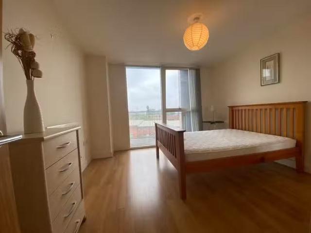 Cheap 1 bedroom apartment for rent in Mason Way, Park Central.