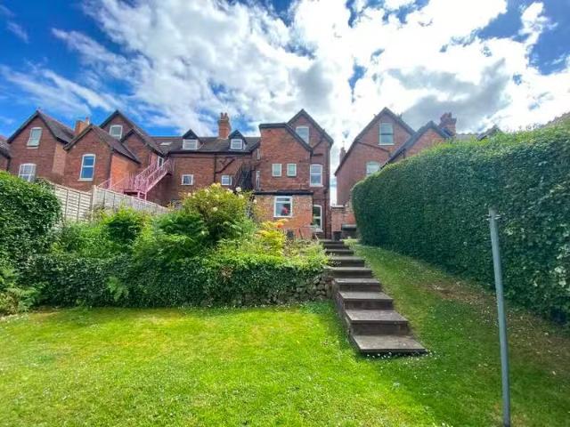 Unique 1 bedroom duplex for rent in 7 Vernon Road, Limited off.