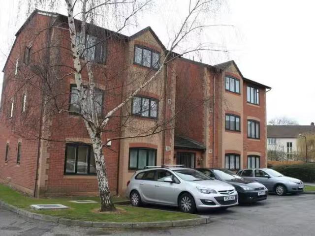 Deal! 1 bedroom flat for rent in Birchtrees Drive, Birmingham.