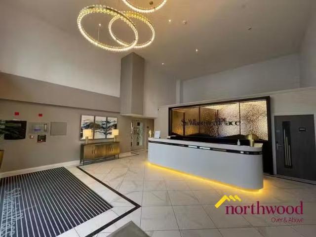 Just in! 1 bedroom flat for rent in Broad Street, City Centre.