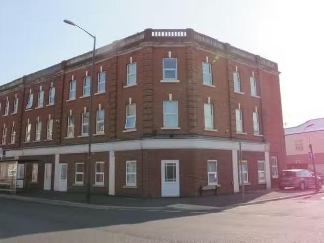 Charming 1 bedroom flat for rent in Darracott Road, Southbourn.