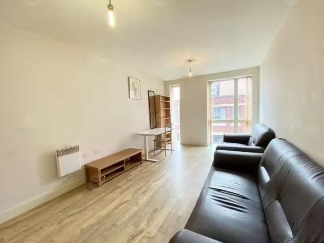Deal! 1 bedroom flat for rent in i Land, Esinteraction Street.
