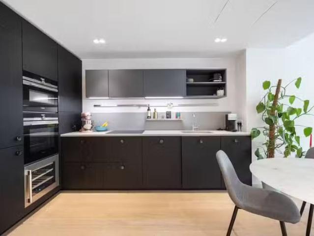 New 1 bedroom flat for rent in The Levett Building, St Pauls.