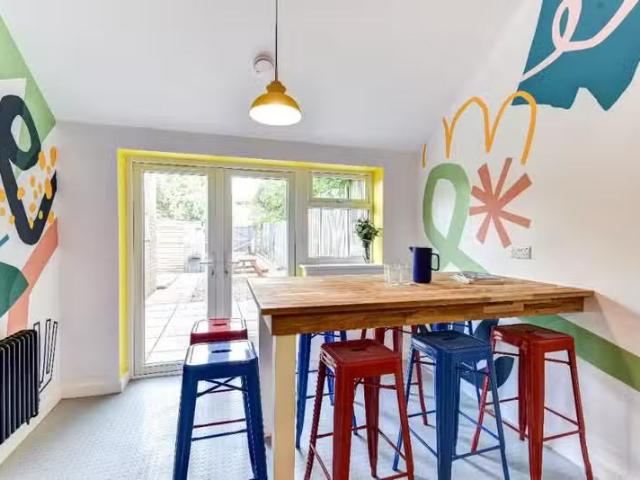 Cozy 1 bedroom house share for rent in Bishopthorpe Road, Bris.