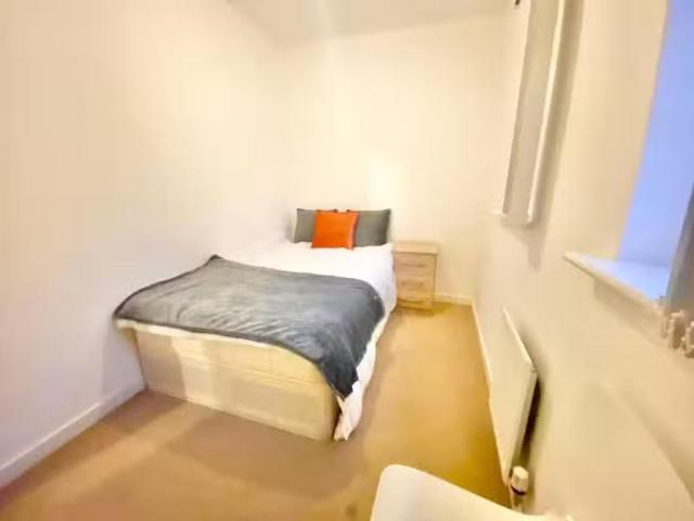 For Rent! 1 bedroom house share for rent in Bristol Street, Bi.