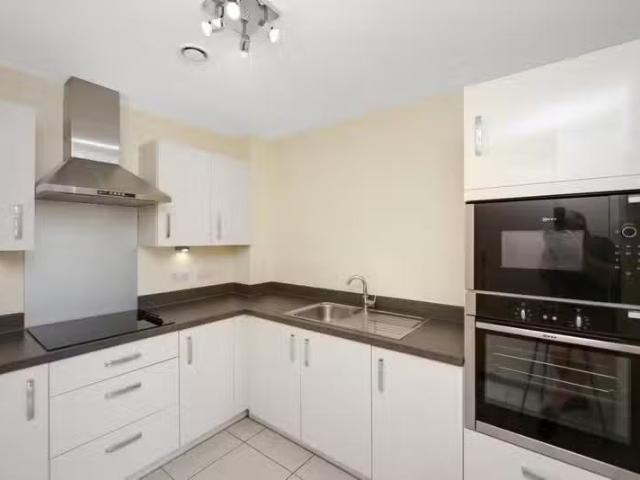 Rental! 1 bedroom retirement property for rent in Springfield.