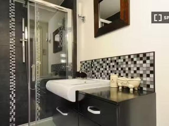 Cozy 1 BR 2 bedroom apartment in Chiswick Riverside, London