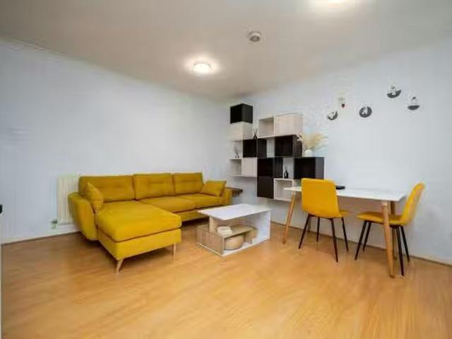 Rental! 1 BR Wesley Avenue, London