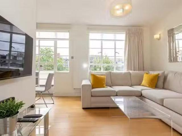 Deal! 1 BR Beaufort Street