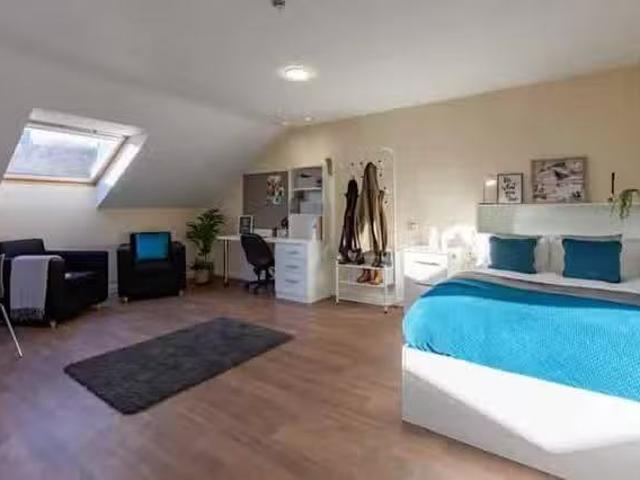 Cheap 1 BR Bronze Plus Ensuite