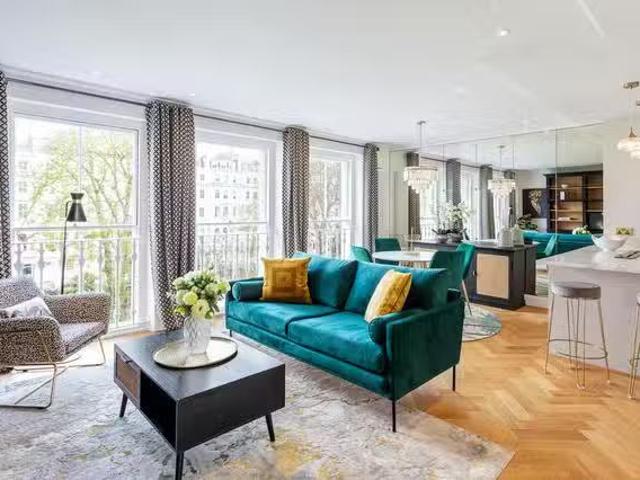 Cheap 1 BR Cornwall Gardens, London