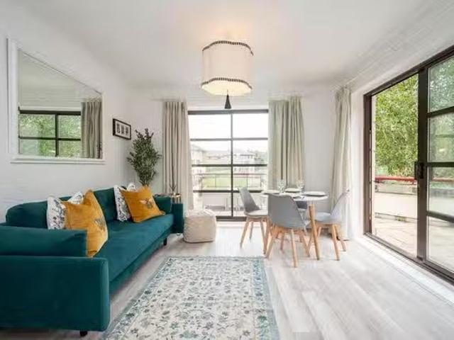 Cozy 1 BR Finland Street