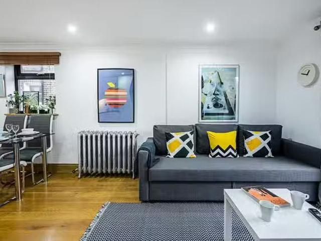 Cheap 1 BR Grove Vale, London