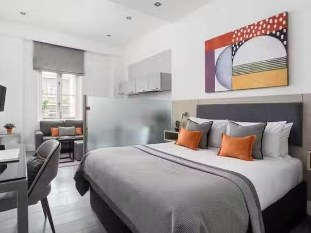 Just in! 1 BR Longridge Road