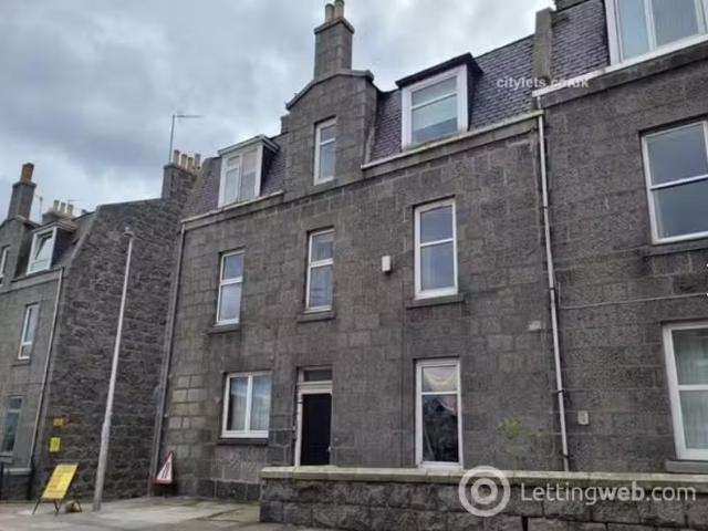 Just in! 1 BR Property to rent in Merkland Road East, Aberdeen.
