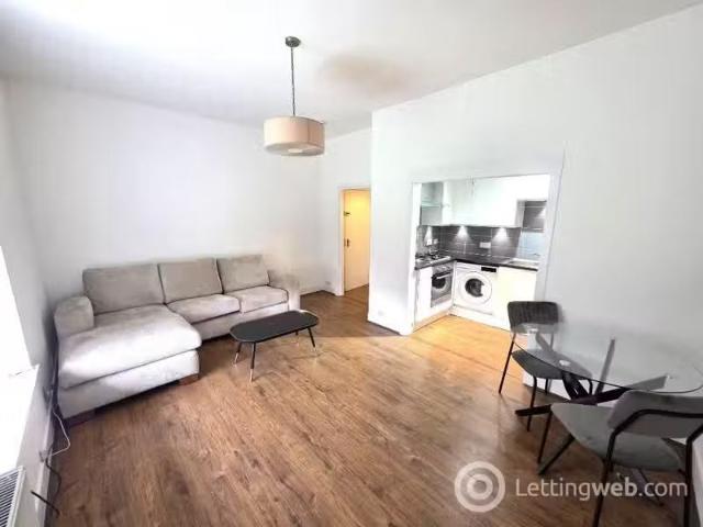 Nice 1 BR Property to rent in B