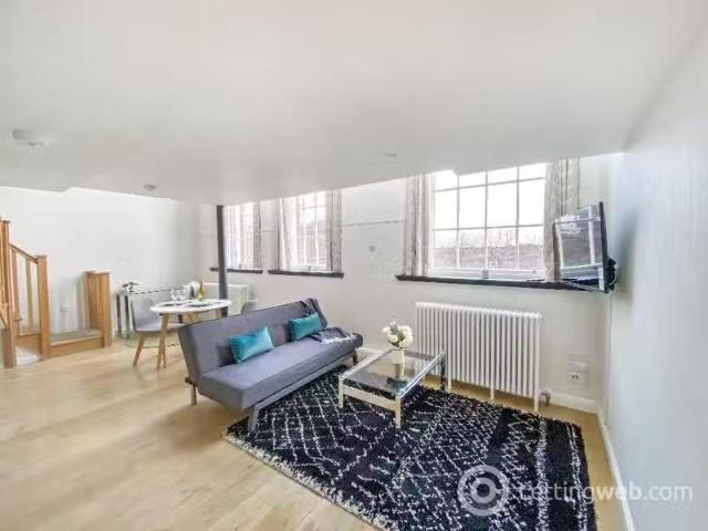 Cheap 1 BR Property to rent in Flat 48, Mc Donald Road, Brough.