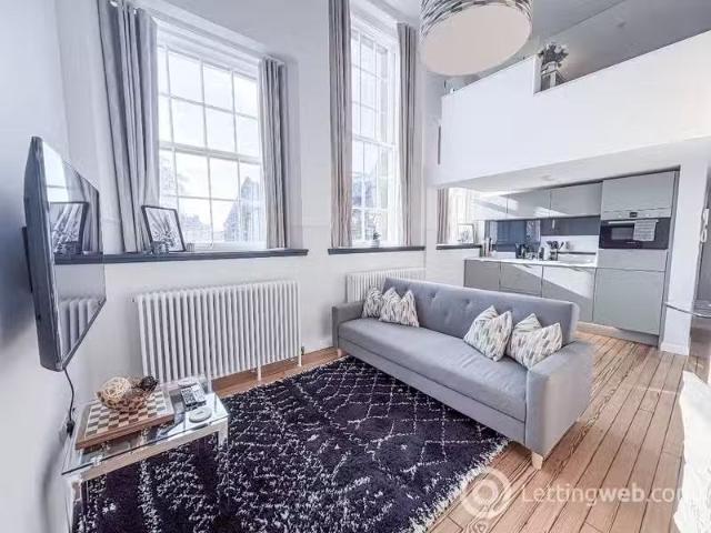 Rental! 1 BR Property to rent in Flat 55, Mc Donald Road, Brou.