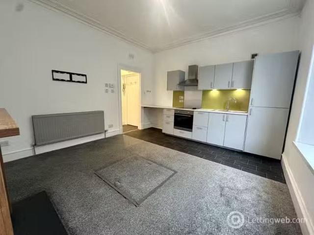 For Rent! 1 BR Property to rent in Ground Floor Left, 21 Harti.