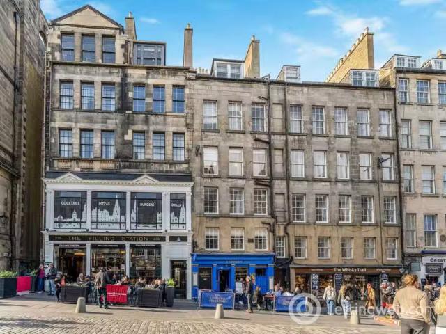 Cozy 1 BR Property to rent in High Street, Geddes Entry, Old T.