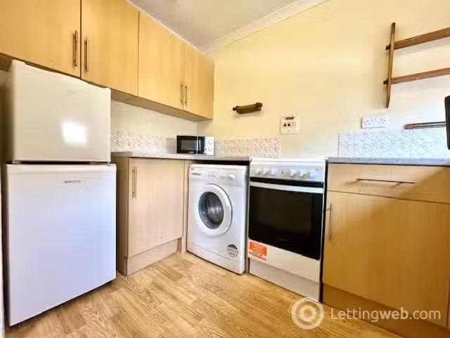 Just in! 1 BR Property to rent in Jute Street, Aberdeen, AB24.