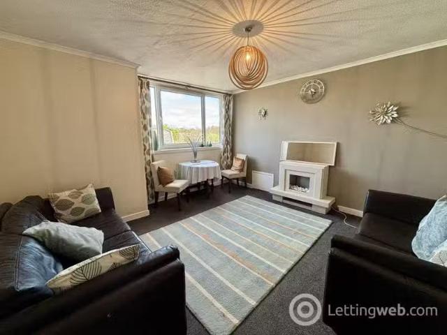 Nice 1 BR Property to rent in 35 Powis Place, Aberdeen, AB25 3TS