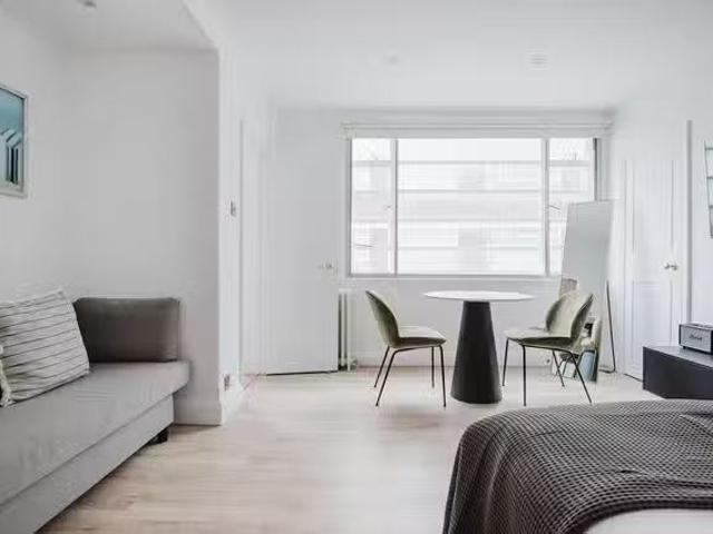 Unique 1 BR Sloane Avenue, Chelsea Studio 1 Bath