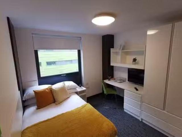 Cheap 1 BR St James' Point, Newcastle Ensuite Bronze