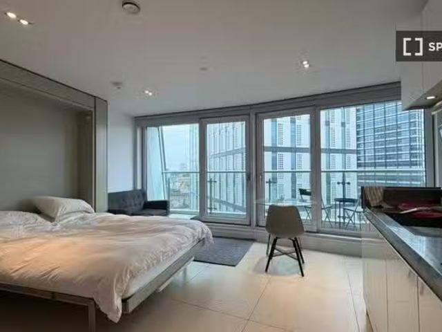 Rental! 1 BR Studio for rent in Bunhill, London