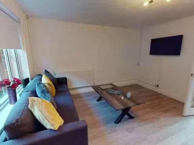 Cheap 1 Room Raddlebarn Road B29 6 Bedroom, 1 Bathroom