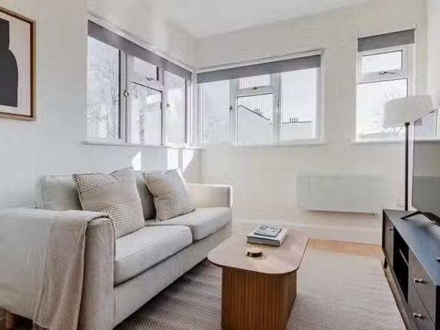 For Rent! 1 Room South Lambeth Road, Lambeth 1 Bedroom 1 B.