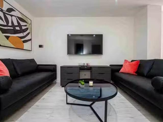 Cheap 1 Room 99 Ash Grove, L15 6 Beds 0 Baths